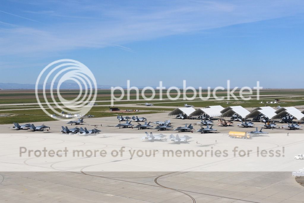 NAS Lemoore - Super Hornet heaven - FighterControl