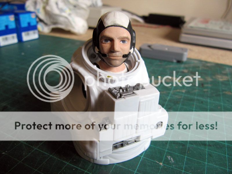 Bandai ISS Space Suit - Extravehicular Mobility Unit - update 4 - 15/9 ...